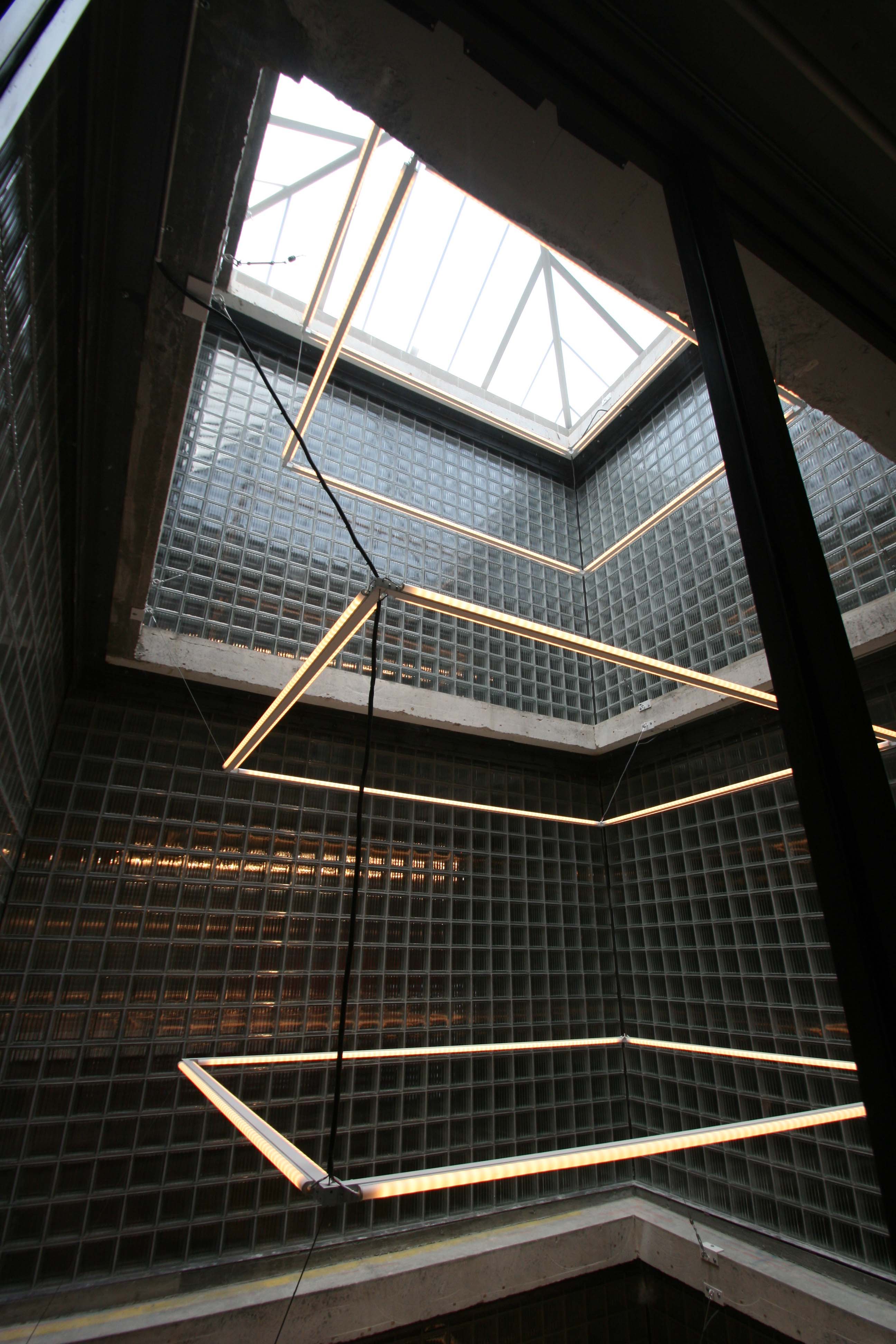 Glass Block Accent Walls | Features and Options