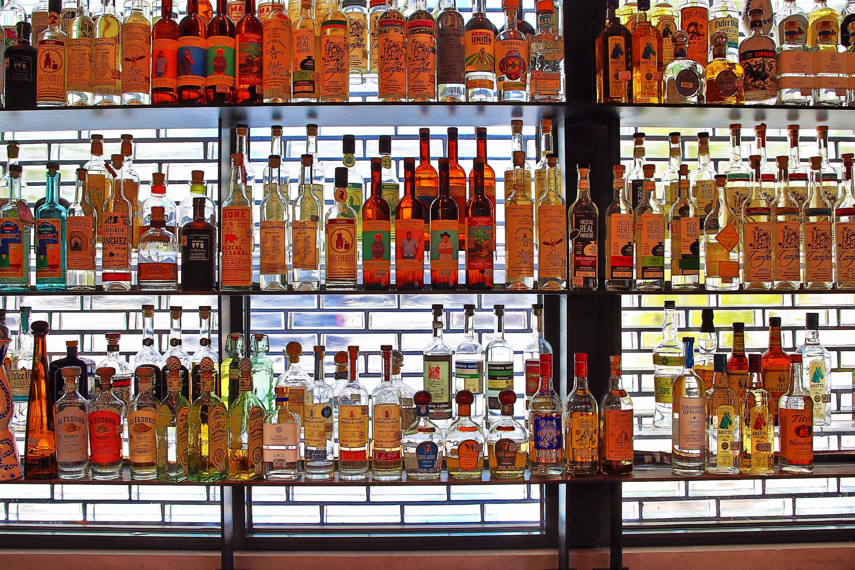 Glass Brick Architecture with Glass Brick Installations