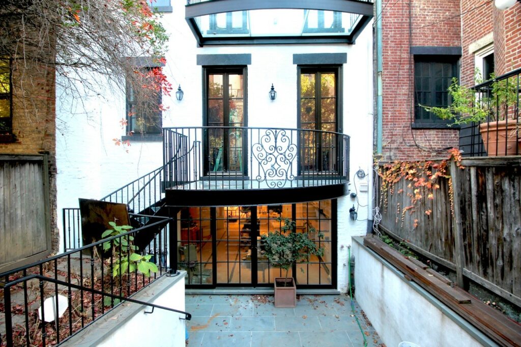 Glass Balcony Floors: The Ultimate Guide to Glass Balconies