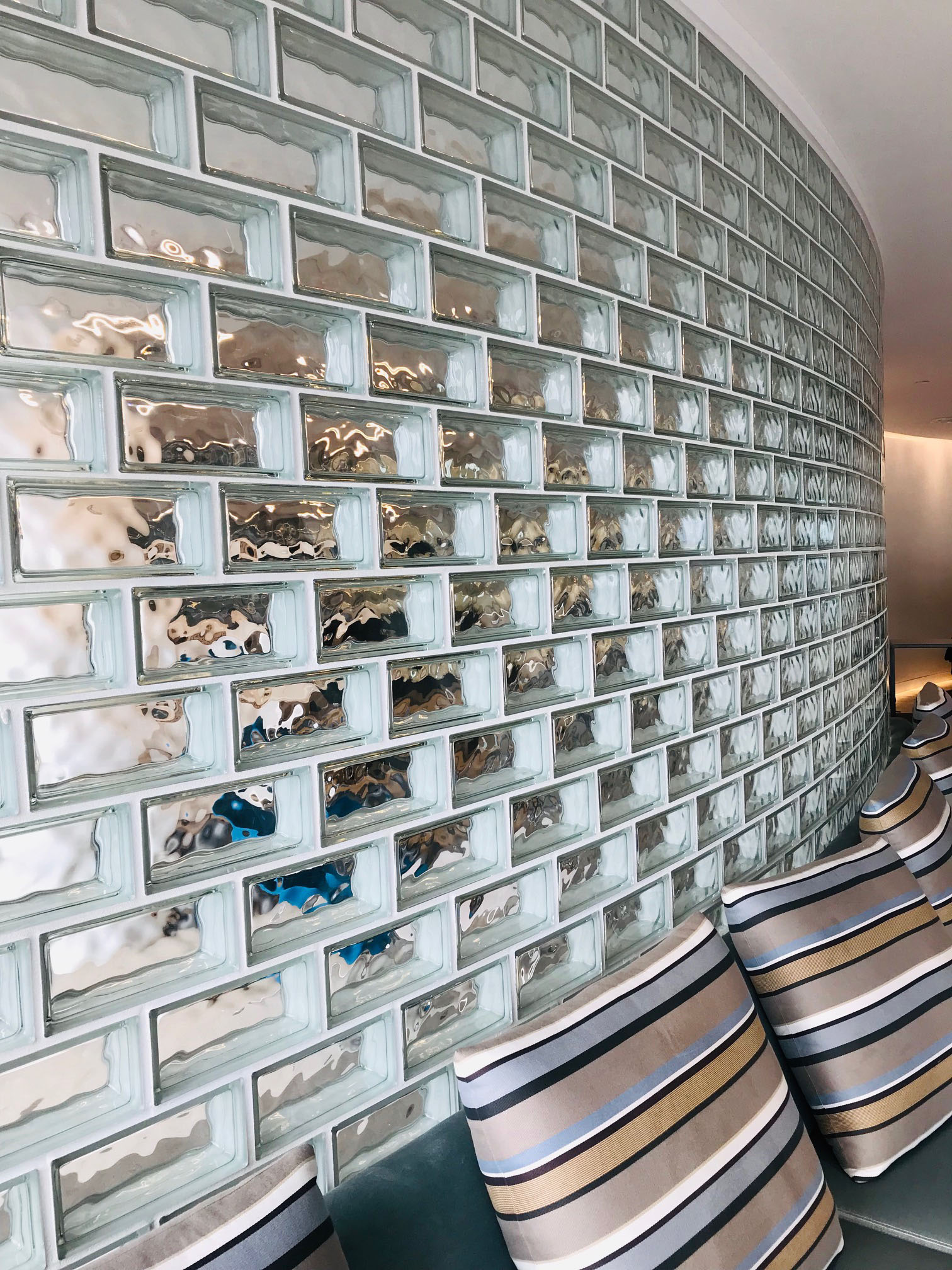 Glass Block Accent Walls | Features and Options