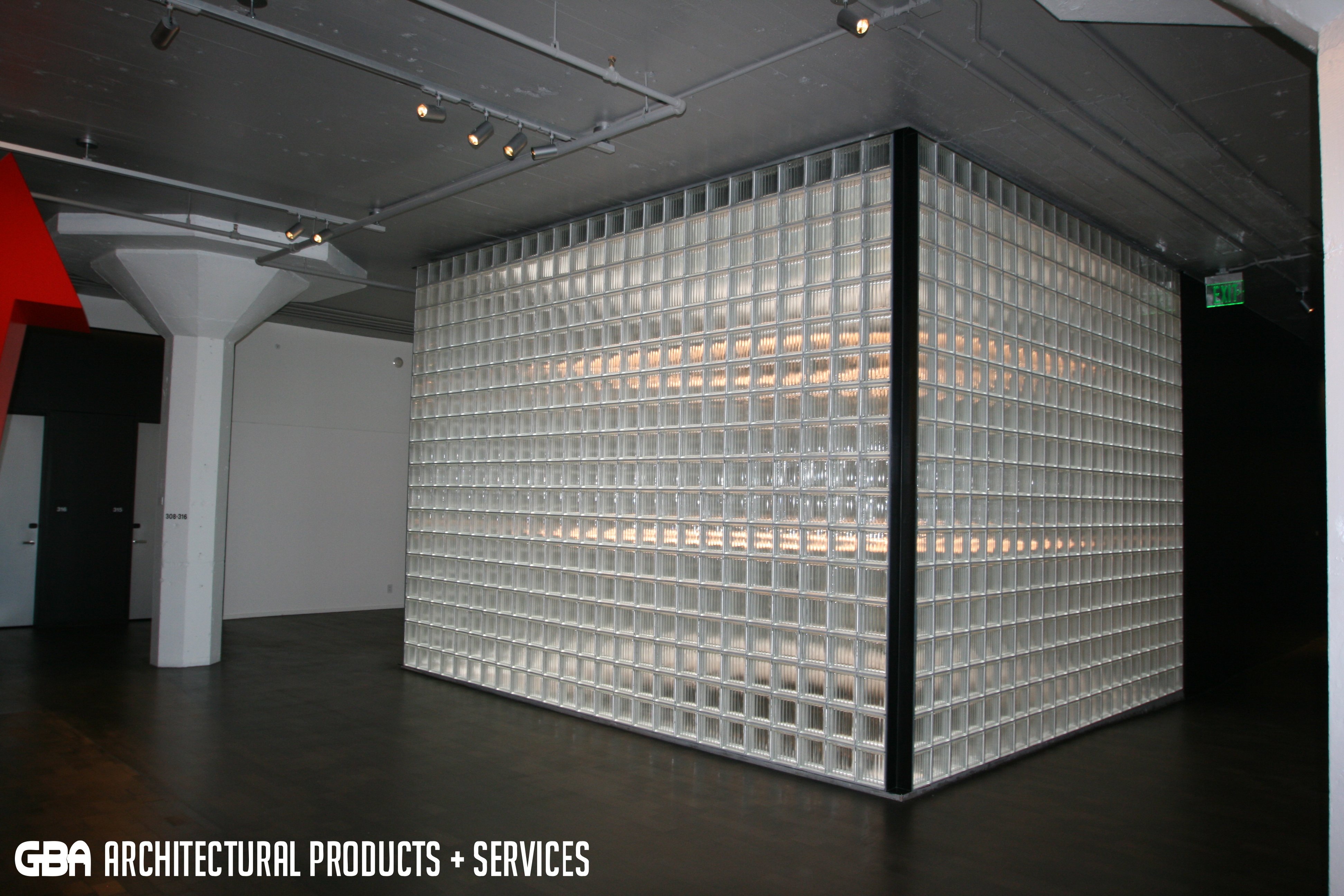 Glass Block Accent Walls | Features and Options