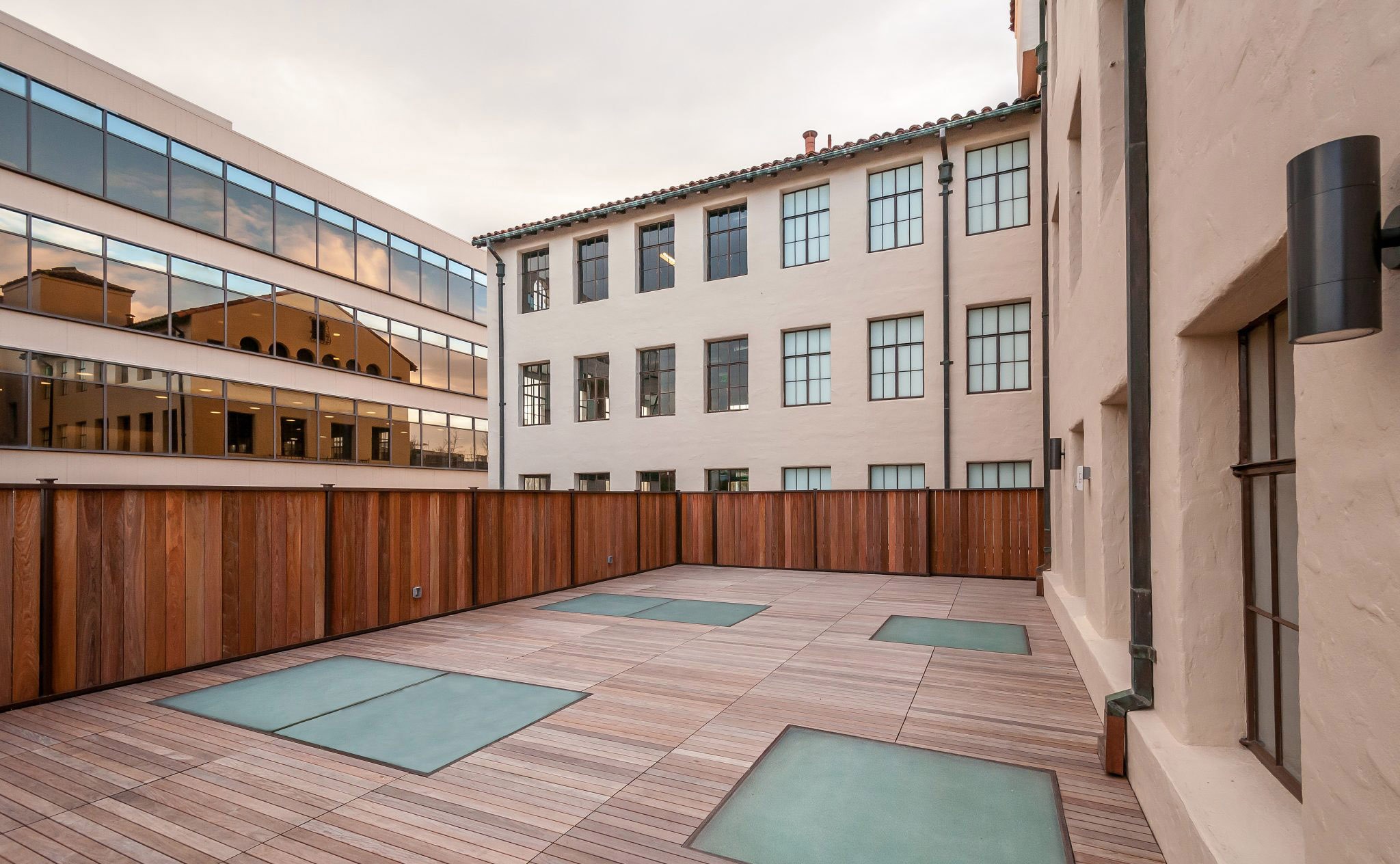 Steel and Plank Glass | Features and Options