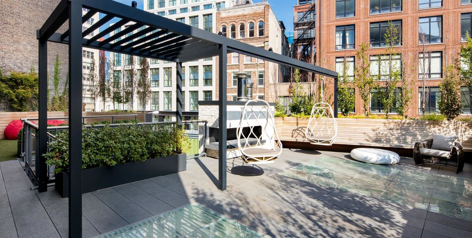 Steel and Plank Glass | Features and Options