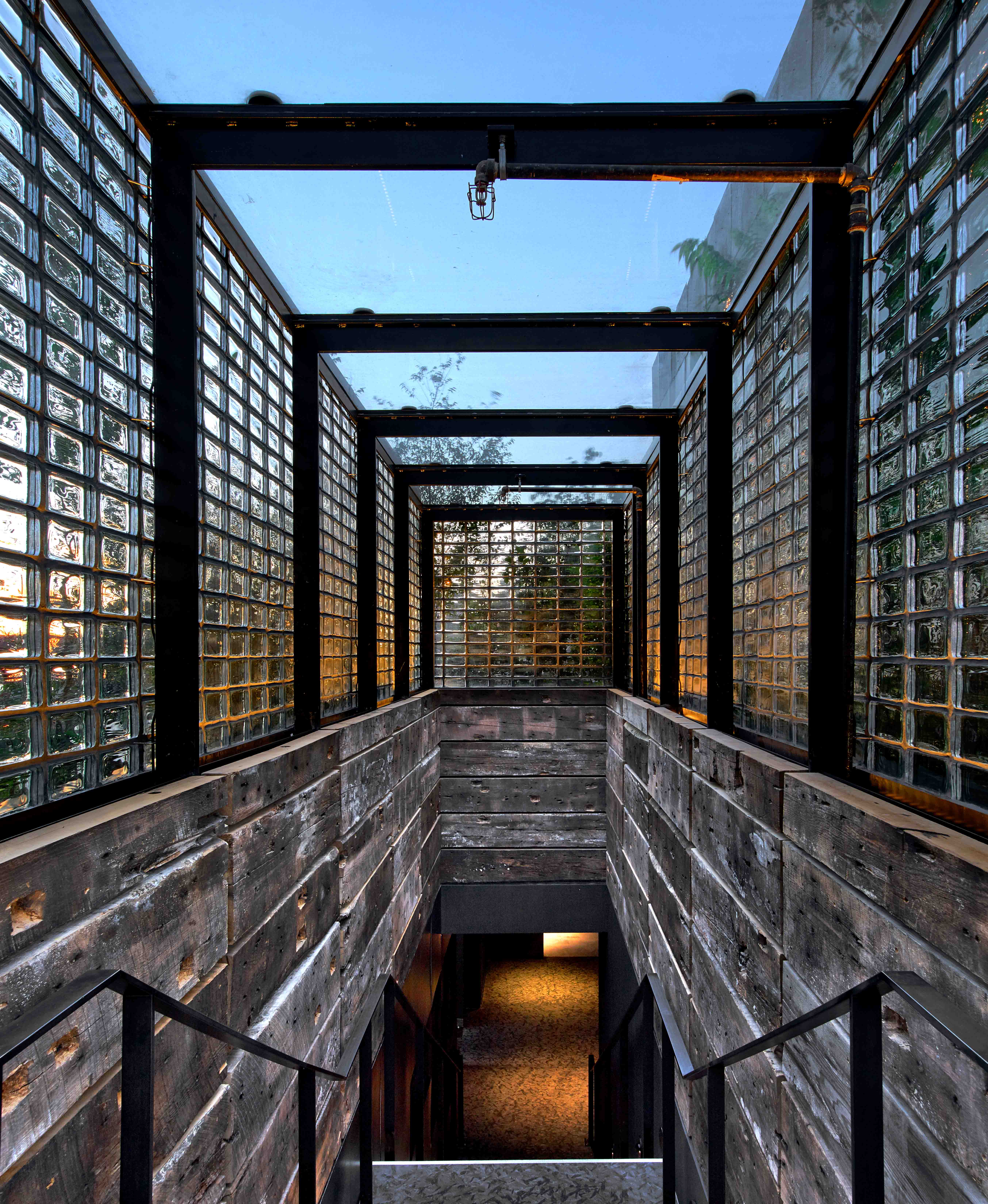 Glass Brick Accent Walls | Transparent Brick Wall