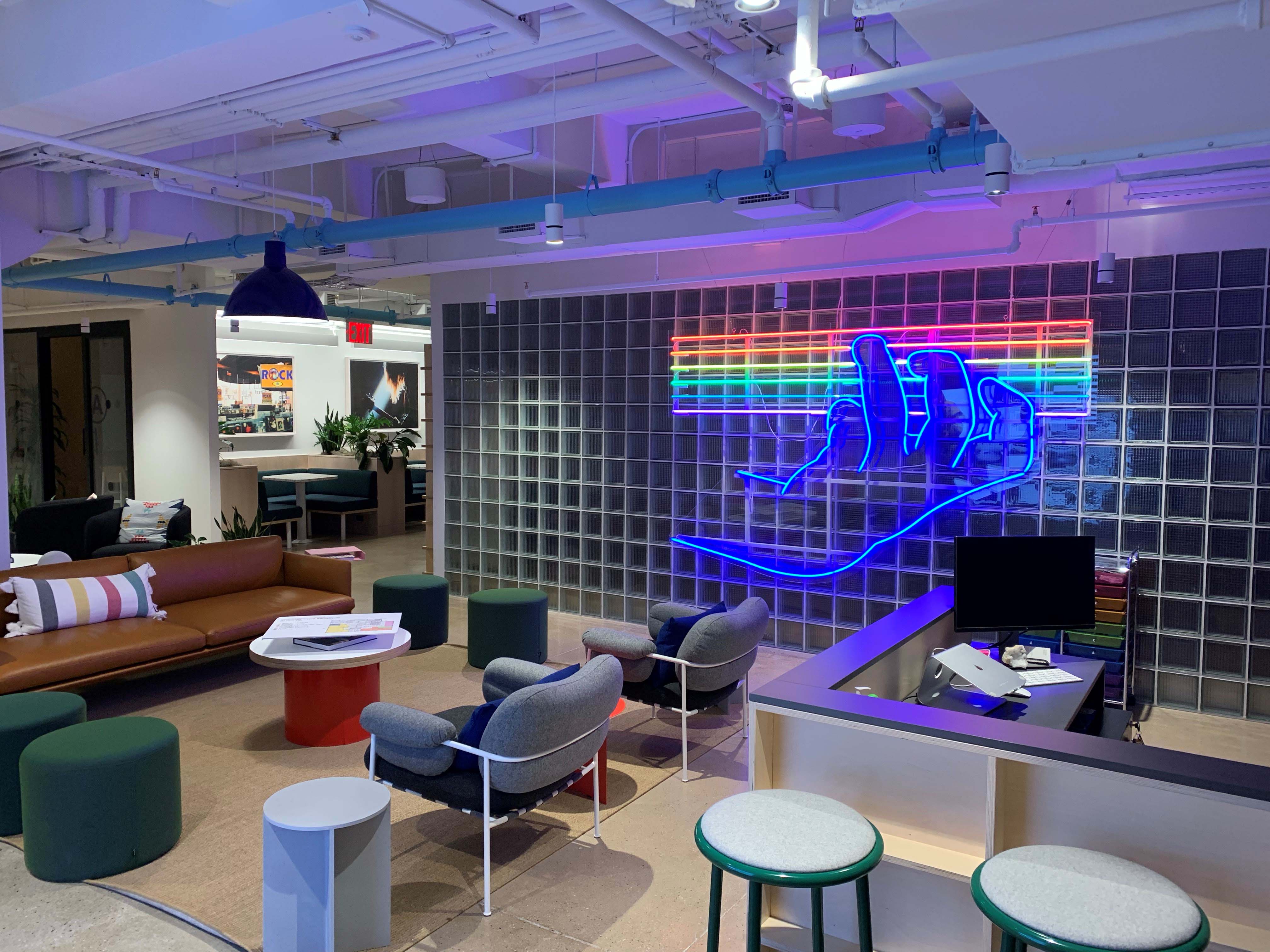 Glass Block Accent Walls | Features and Options